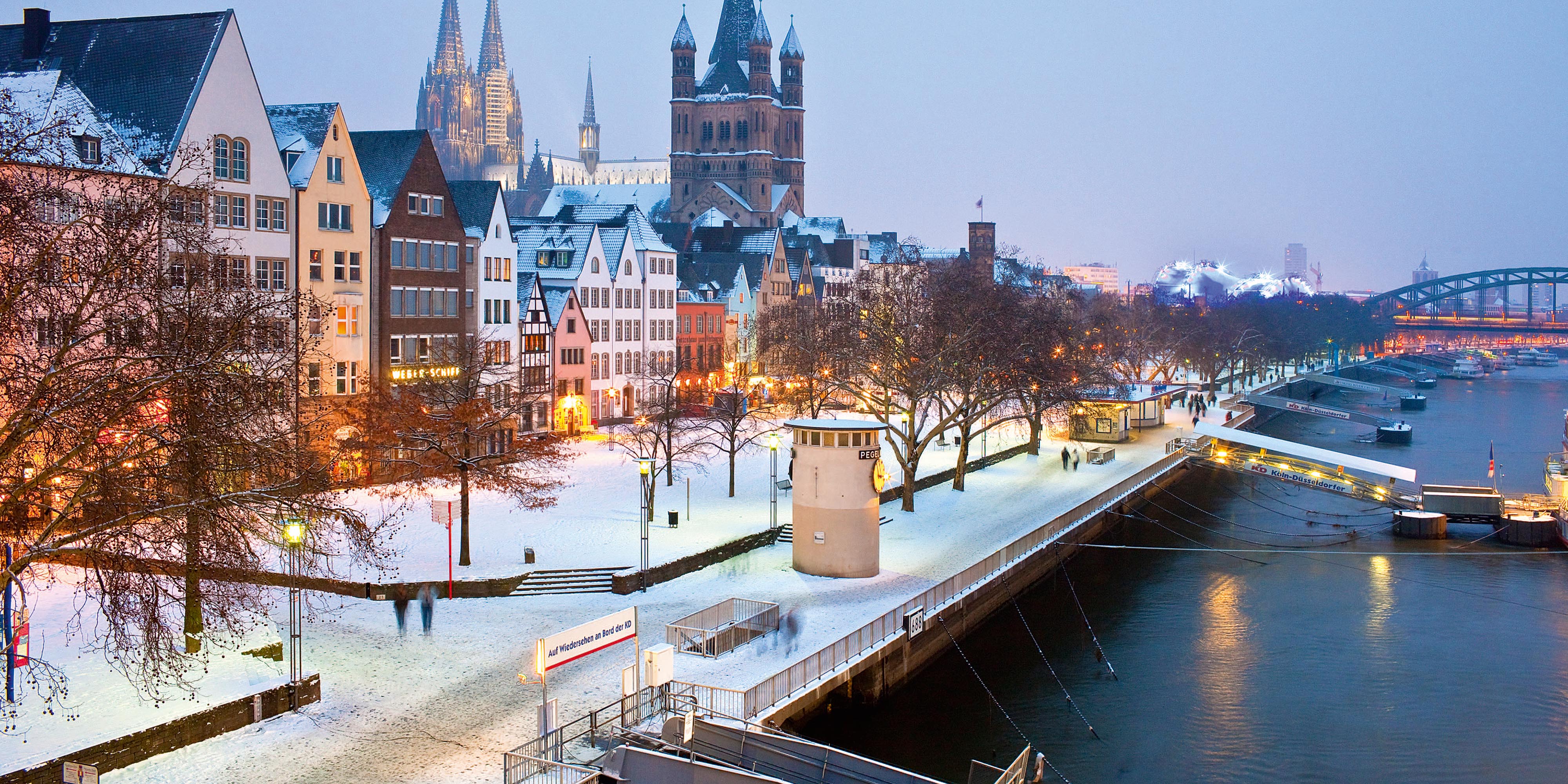 Adventszauber auf dem Rhein Flusskreuzfahrt mit der MS Amadeus Imperial ...